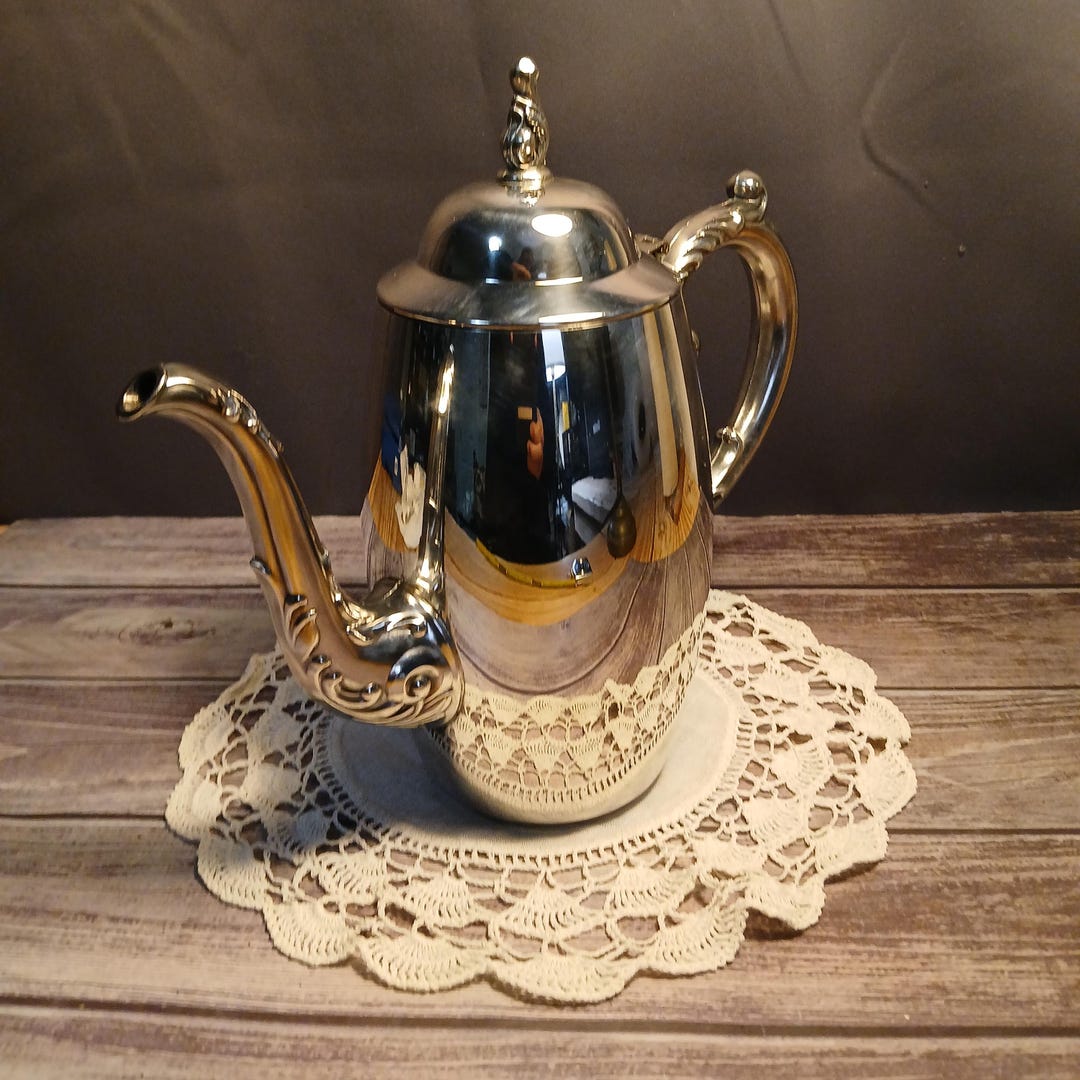 Vintage Oneida Silver Plated Teapot - Etsy
