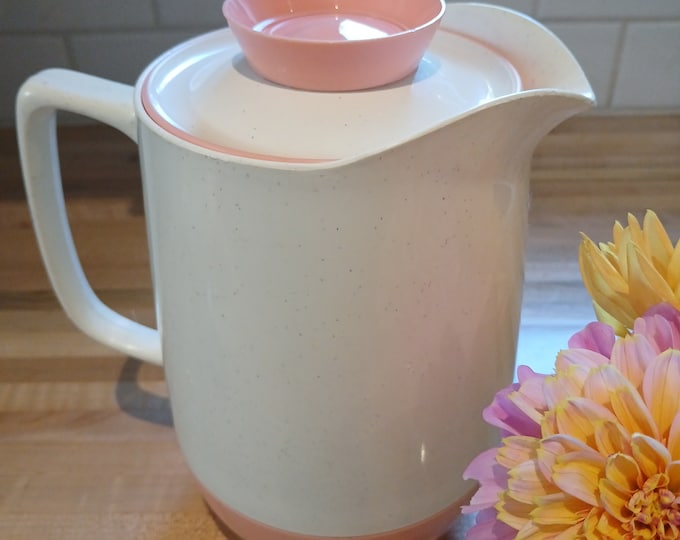 Vintage Thermoware Vacron Insulated Plastic Pitcher Pink and White ...