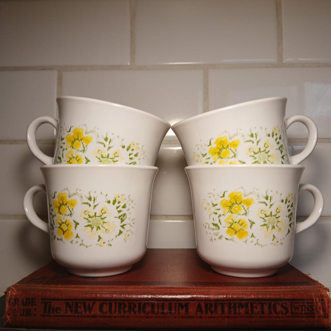 4 Corelle April Coffee Mugs / Yellow Floral Coffee Mugs / Corningware ...