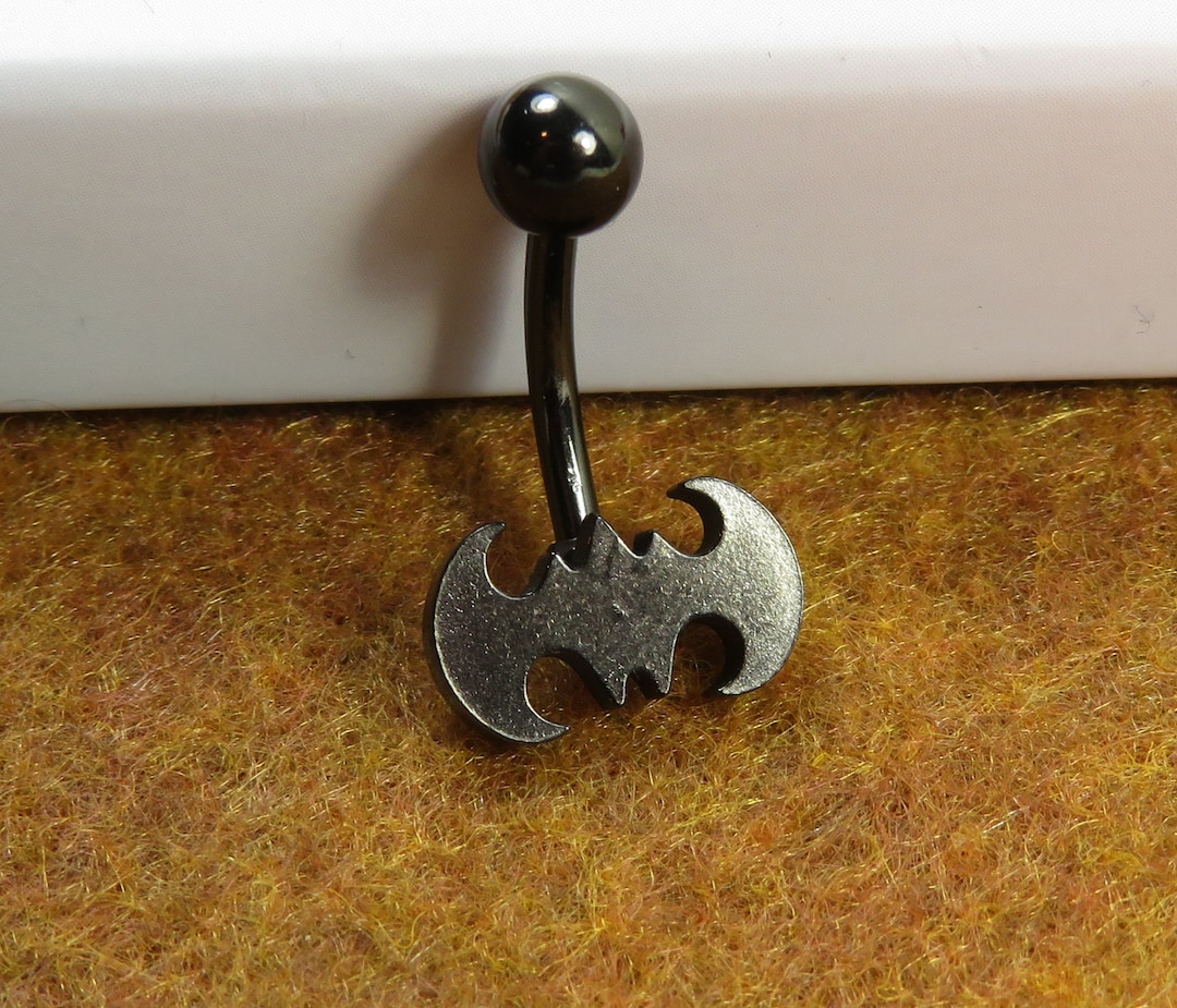 Bat Design Belly Button, Belly Rings, Beautiful Bat Design Button ...