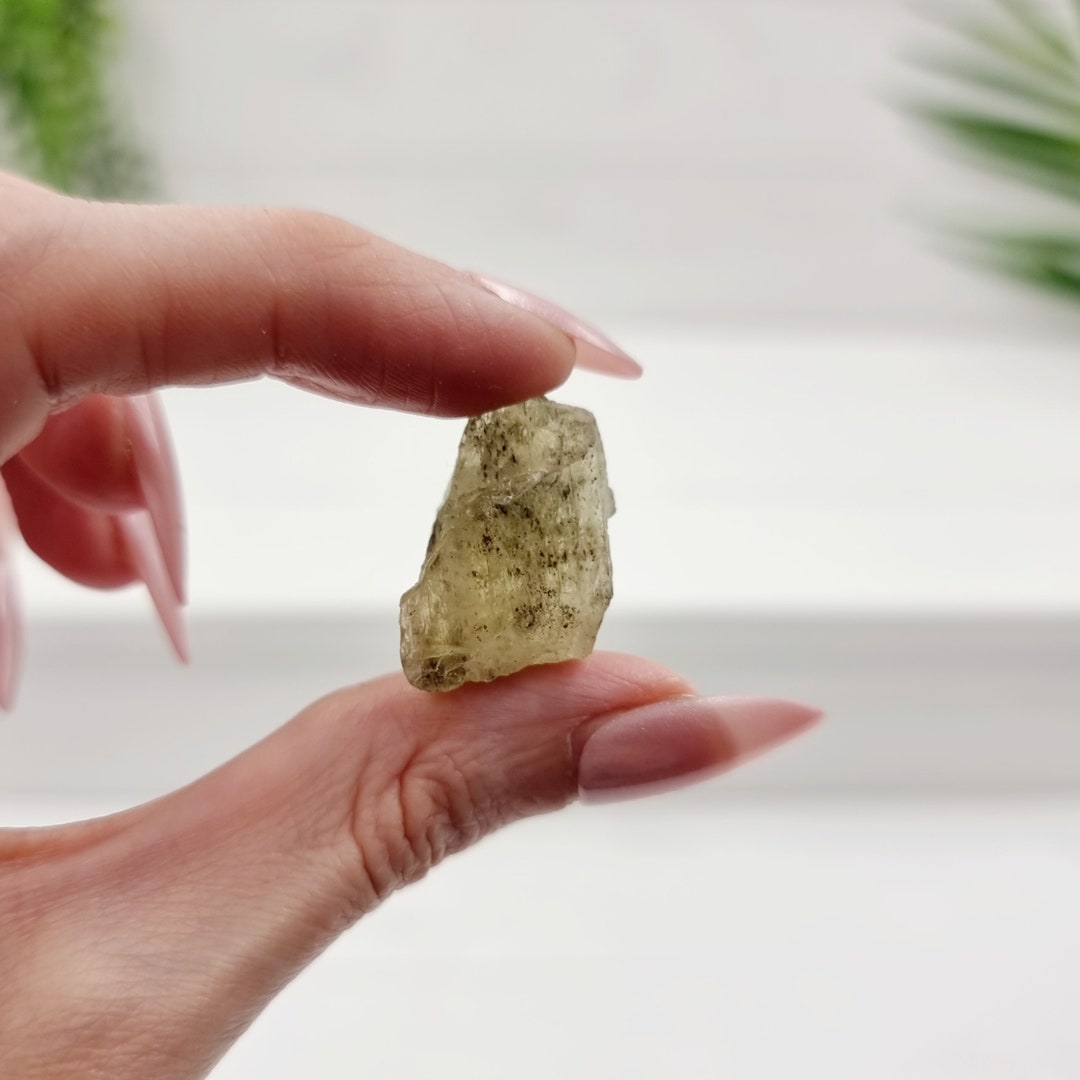 Scapolite Rough Gemstone Crystal for Jewellery Making - Etsy