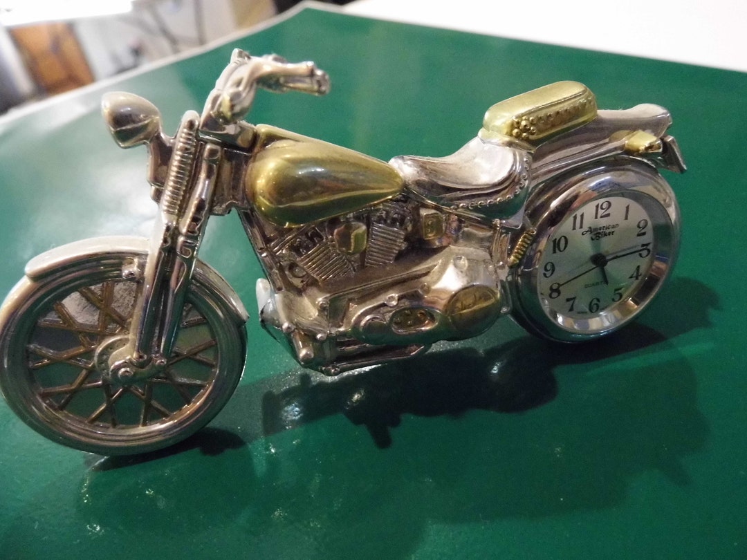 Vintage American Biker Quartz Stainless Steel Mini Sculpture Motorcycle ...