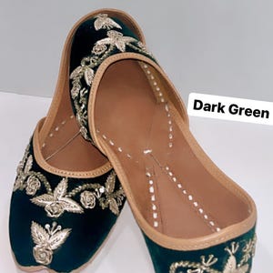 Hand Embroidered Punjabi Jutti: Traditional Khussa Bridal Shoes - Etsy