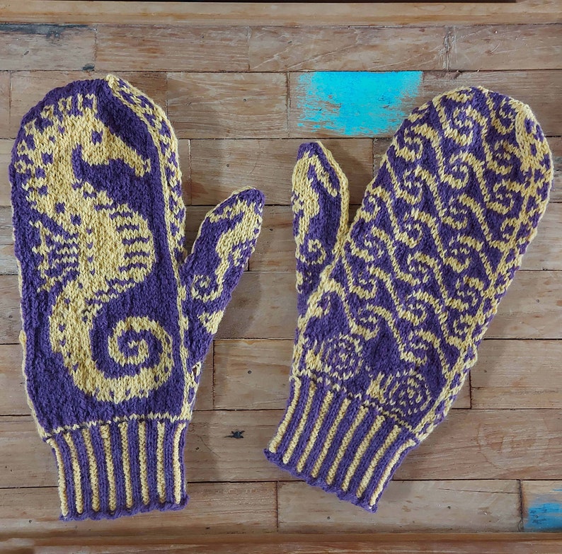 Seahorse Mitten Knitting Pattern – Nautical Colorwork Mittens (PDF ...