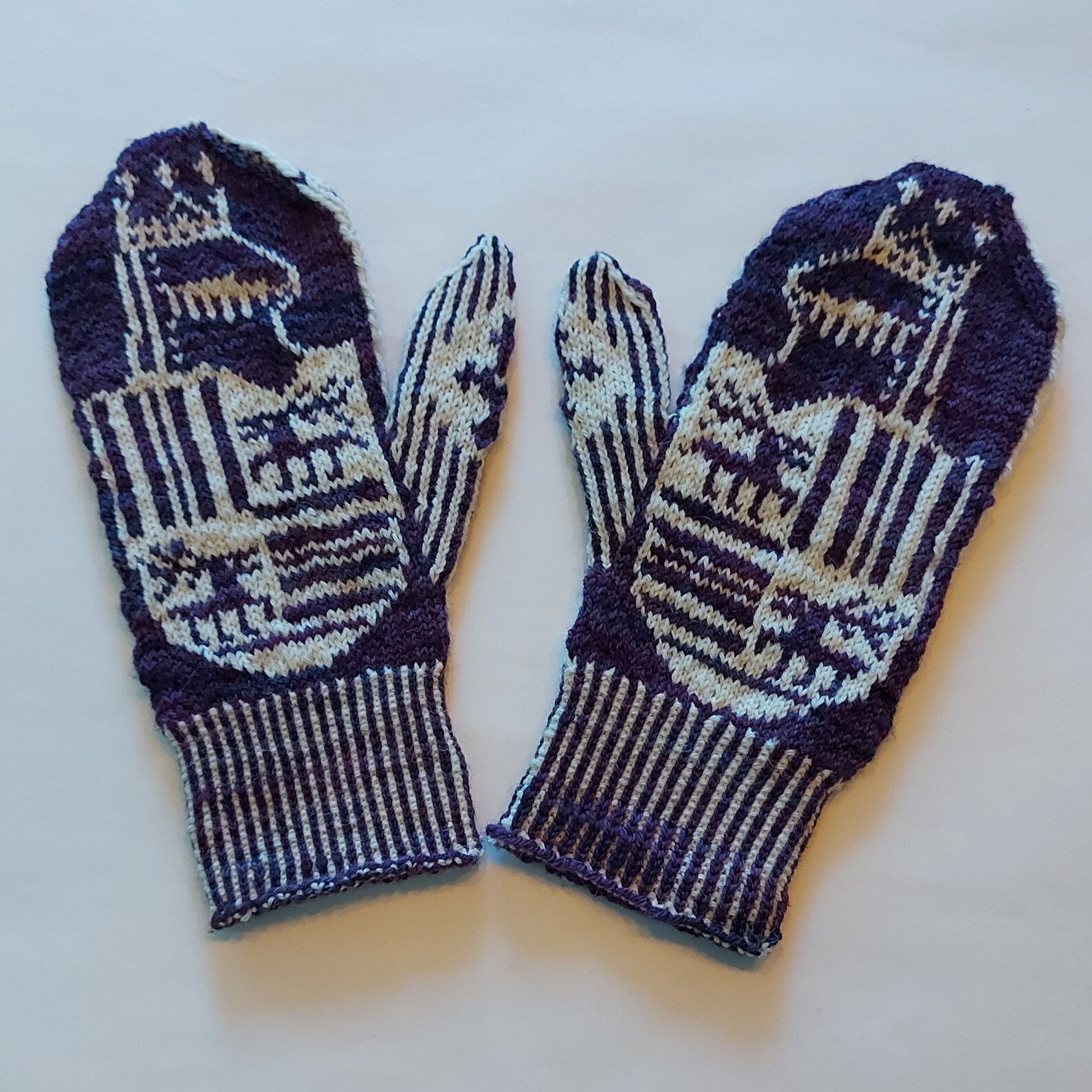 Crusader Knight Mitten Knitting Pattern: Fair Isle Nordic Style (PDF ...
