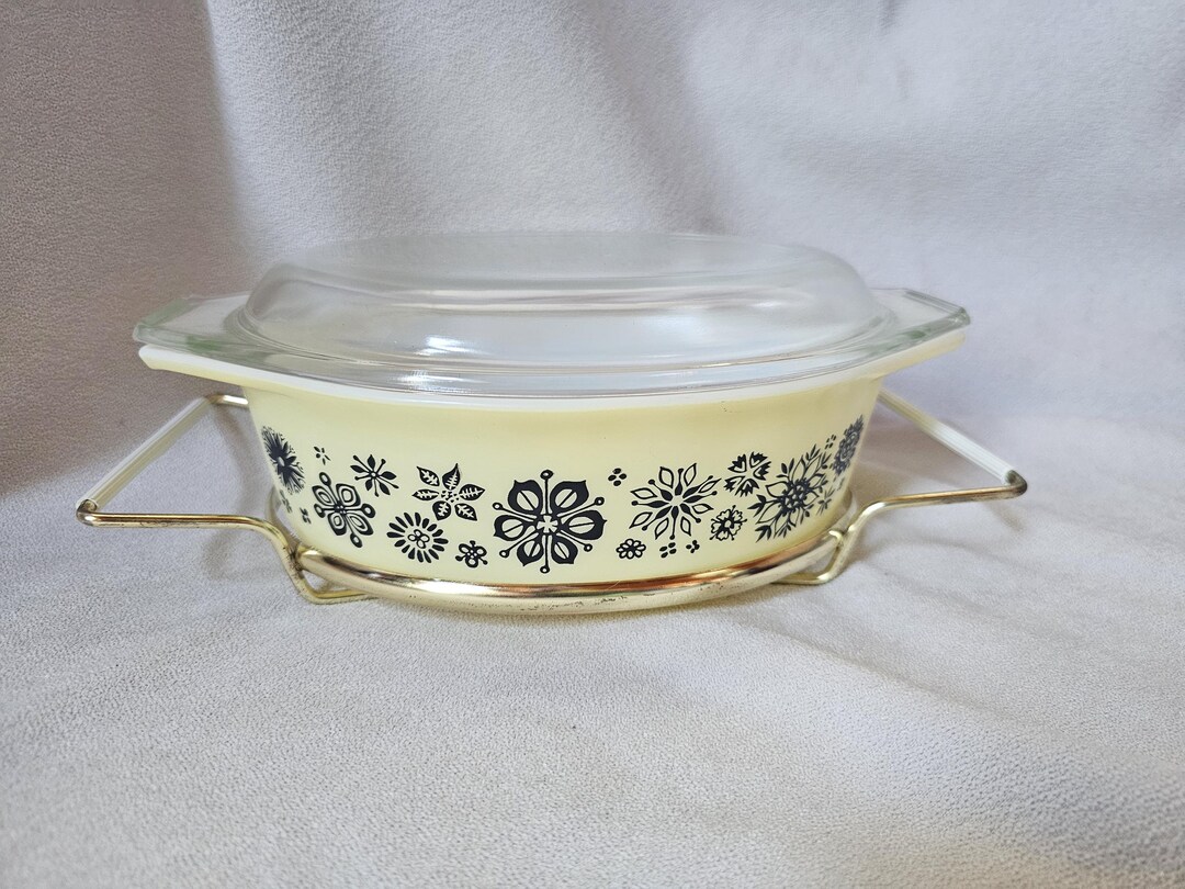 Vintage Pyrex Pressed Flowers Casserole Dish: Yellow & Black, Metal ...