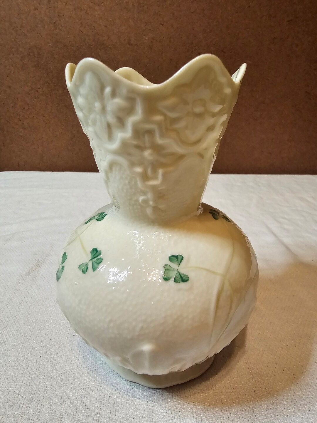 Vintage Belleek Donegal Vase With Shamrocks (ireland) - Etsy