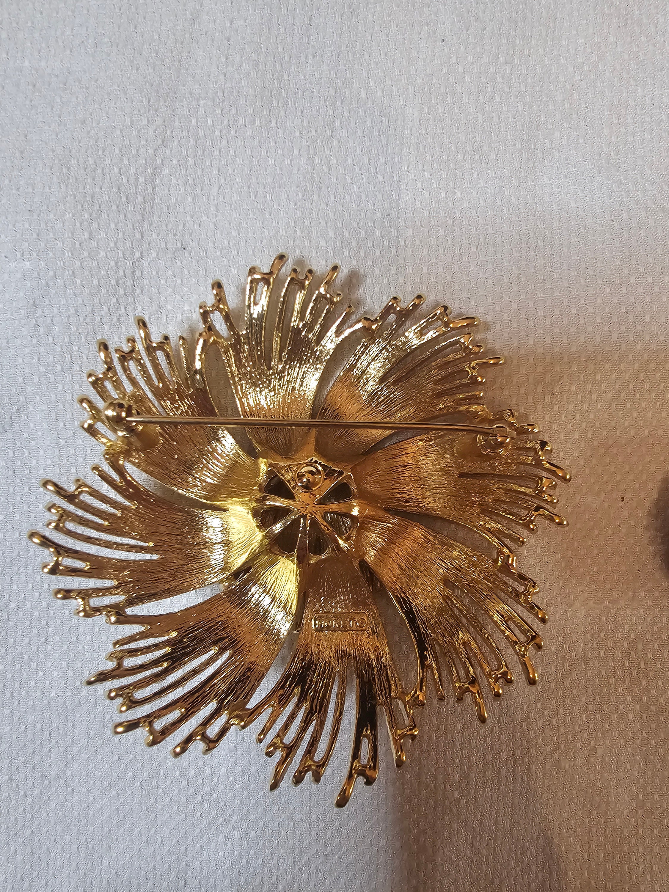 Monet CORDELIA Flower Brooch and Earrings Set Costume Jewelry Vintage ...