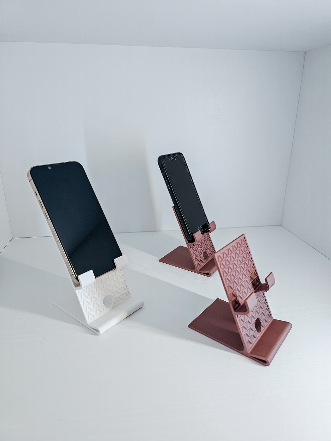 Smartphone Holder, Minimalist Phone Holder, Phone Holder, Desk ...