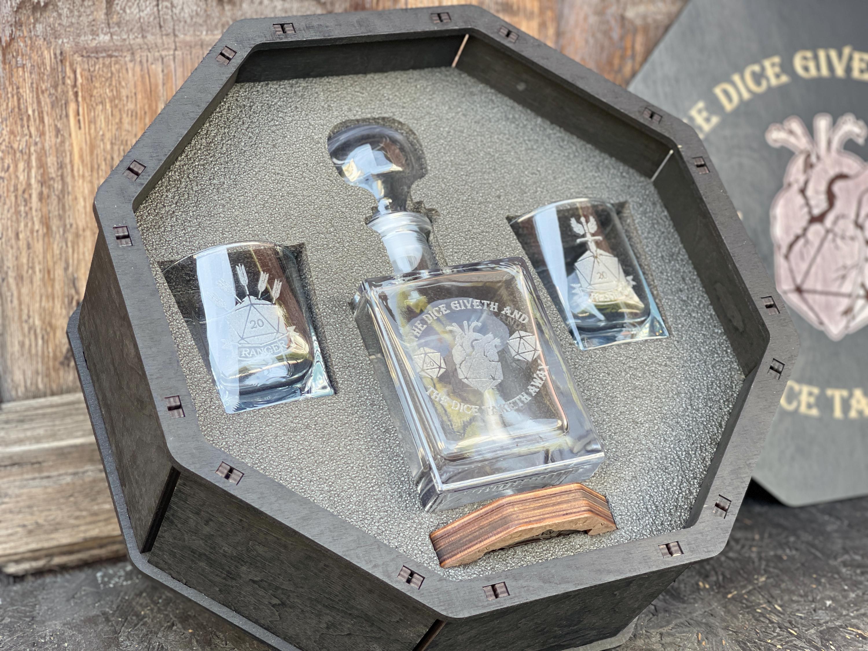 Dungeon Master Whiskey Set, Dnd Gift, Christmas Gift, Personalized ...