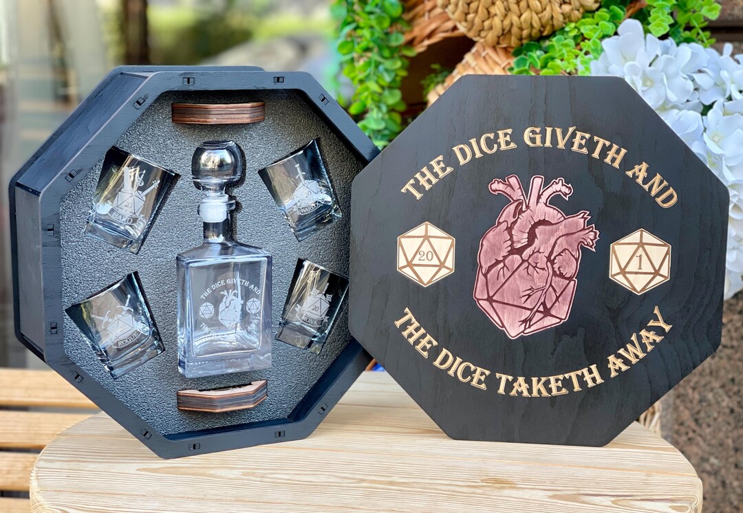 Dnd Whiskey Set, Personalized Whiskey Glasses, Engraved Decanter ...