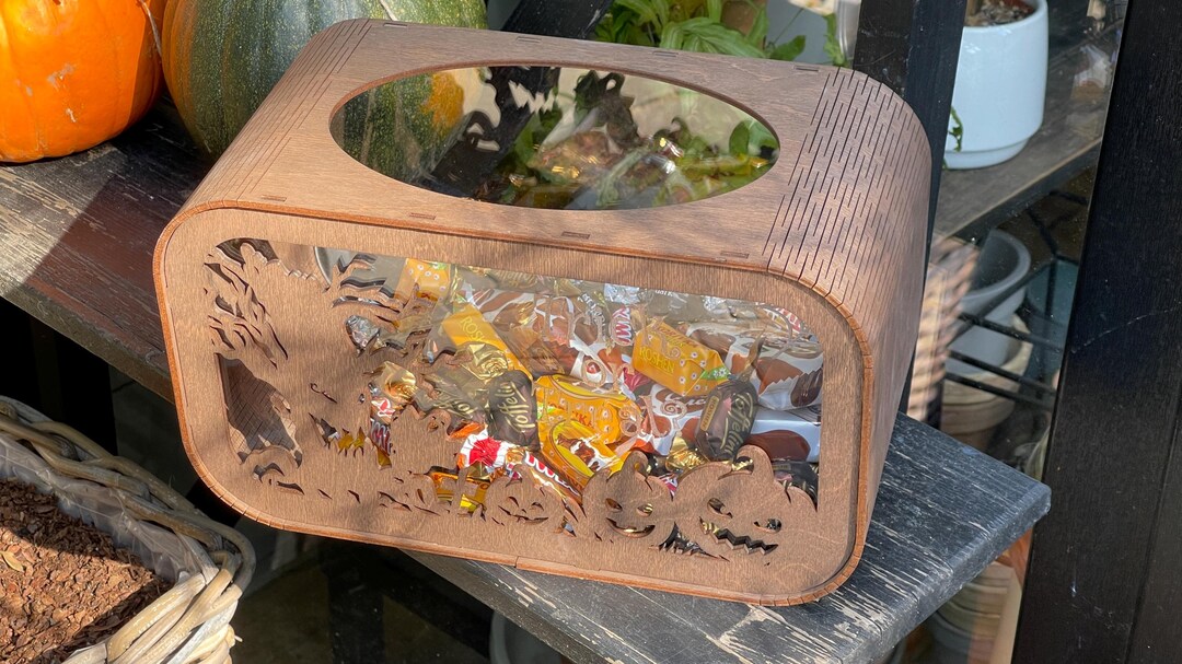 Spooky Wood Box for Candies, Halloween Candy Holder, Wooden Trick or ...
