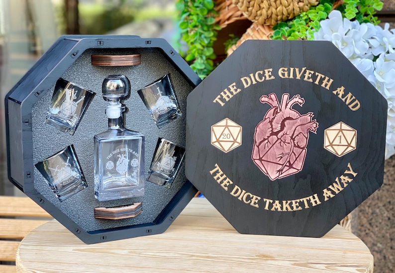 Dungeons and Dragons Glasses Set, Dnd Gift, Personalized Glasses ...