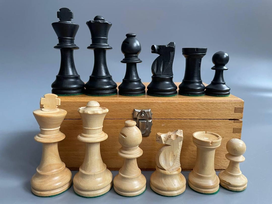 Wood Beautiful Chess Large Chess Pieces With Weights Chess Gifts Chess ...