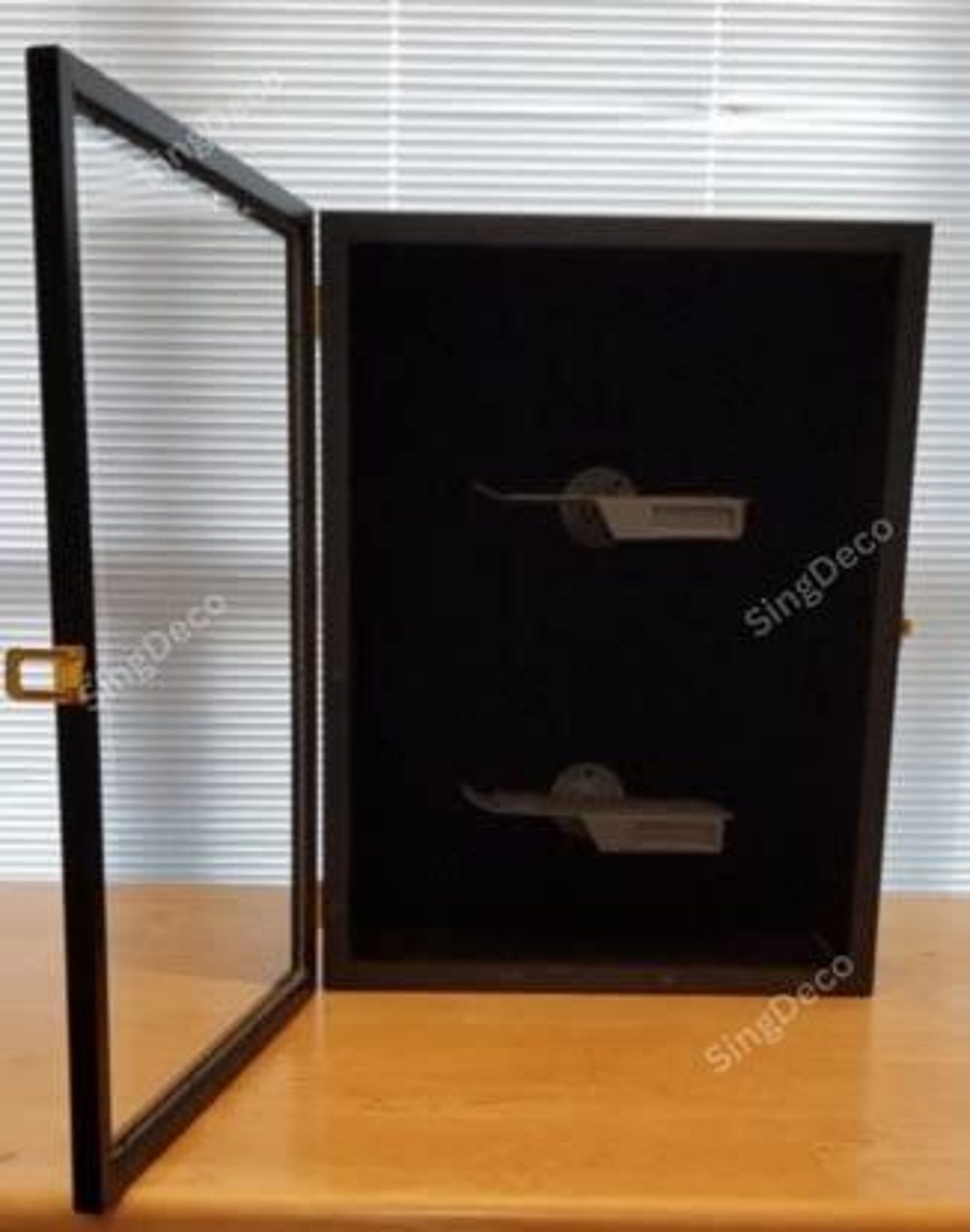 Memorabilia Display Case: Sports Shoe & Arrowhead Frame, UV Protection ...