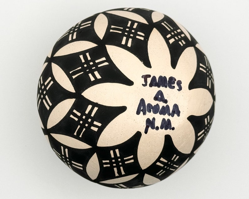 Acoma Pueblo Hand Painted Seed Pot Pottery by James Augustine Native ...