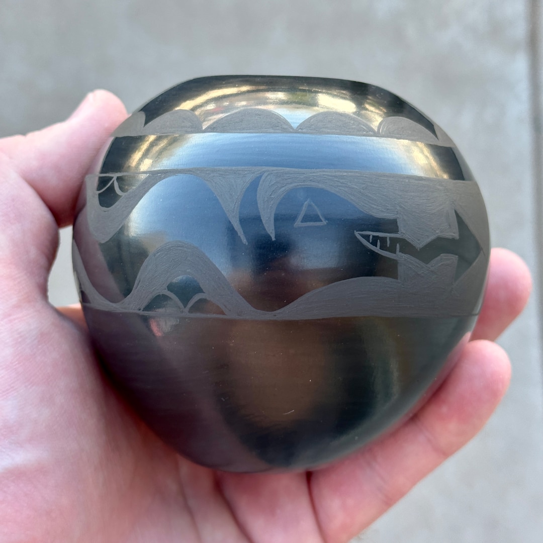 Santa Clara Pueblo Black Polished Pottery Avanyu Water Serpent Native ...