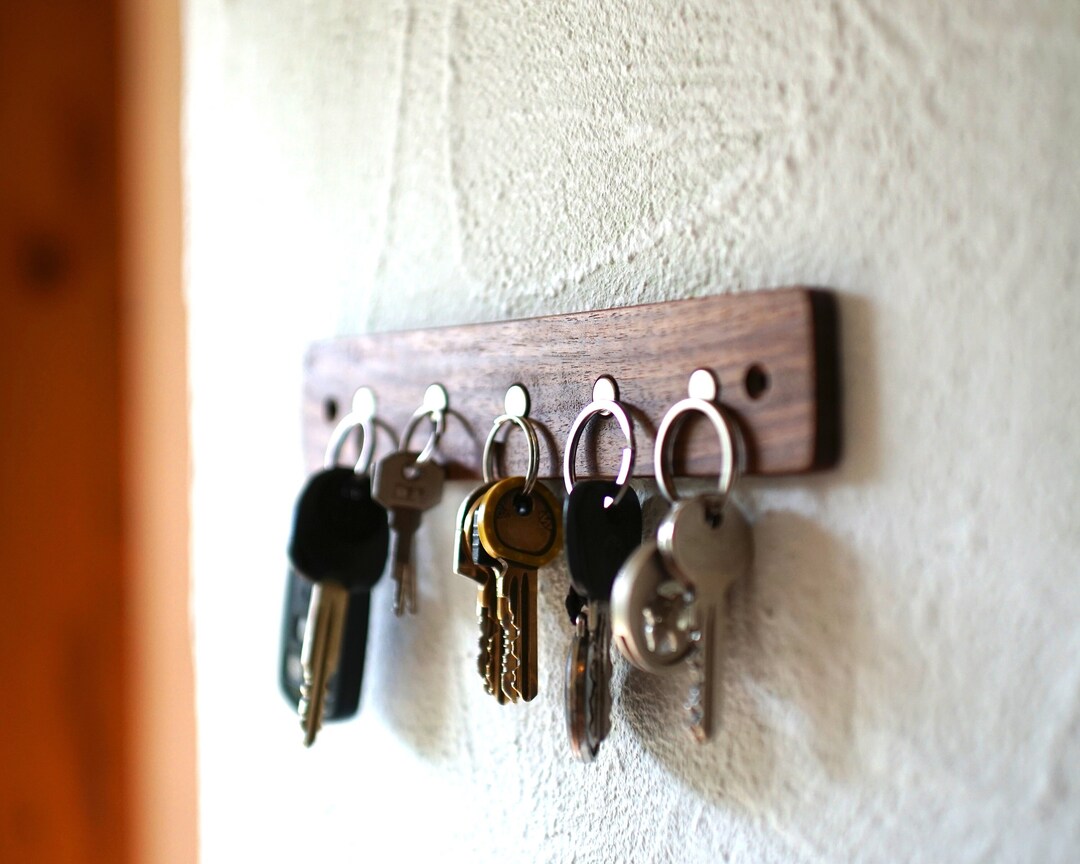 Walnut Wood Key Board With Magnets Wooden Key Holder With Screws and ...