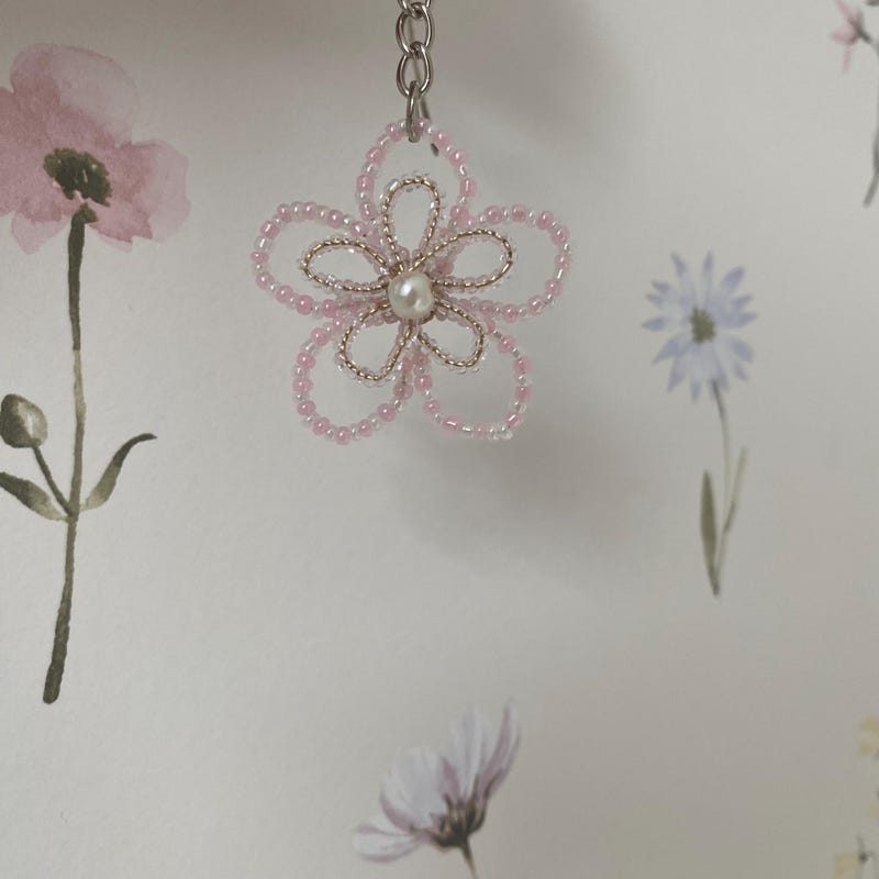 Beaded Flowers Keychains - Etsy UK
