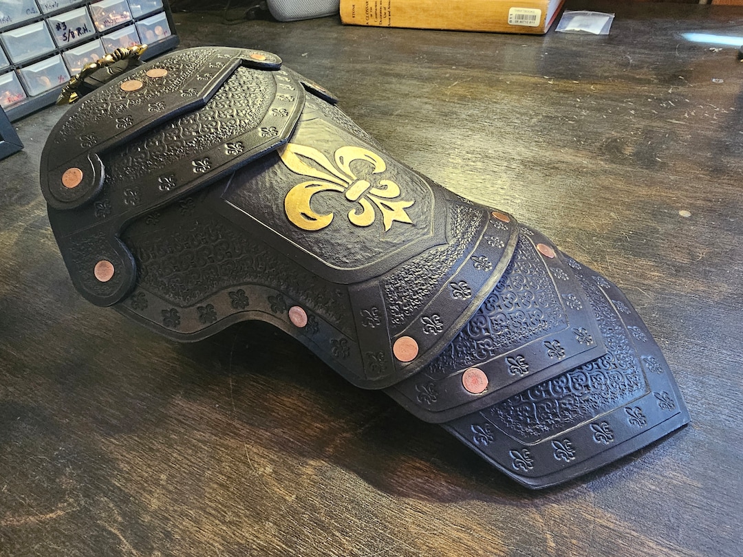 Musketeers Pauldron - Custom Made - Etsy