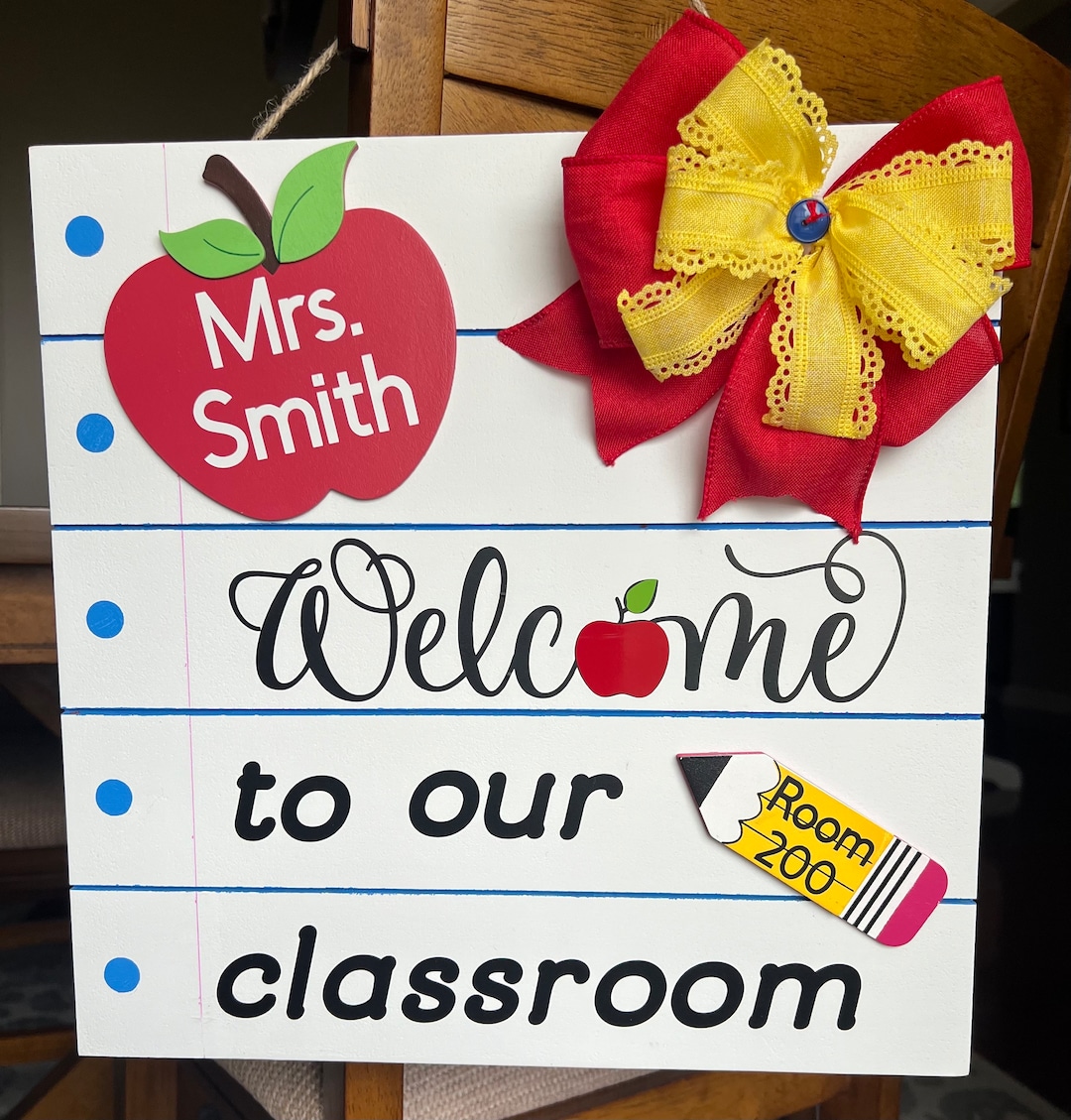 Personalized Teacher Classroom Welcome Sign, Back to School Class Decor ...