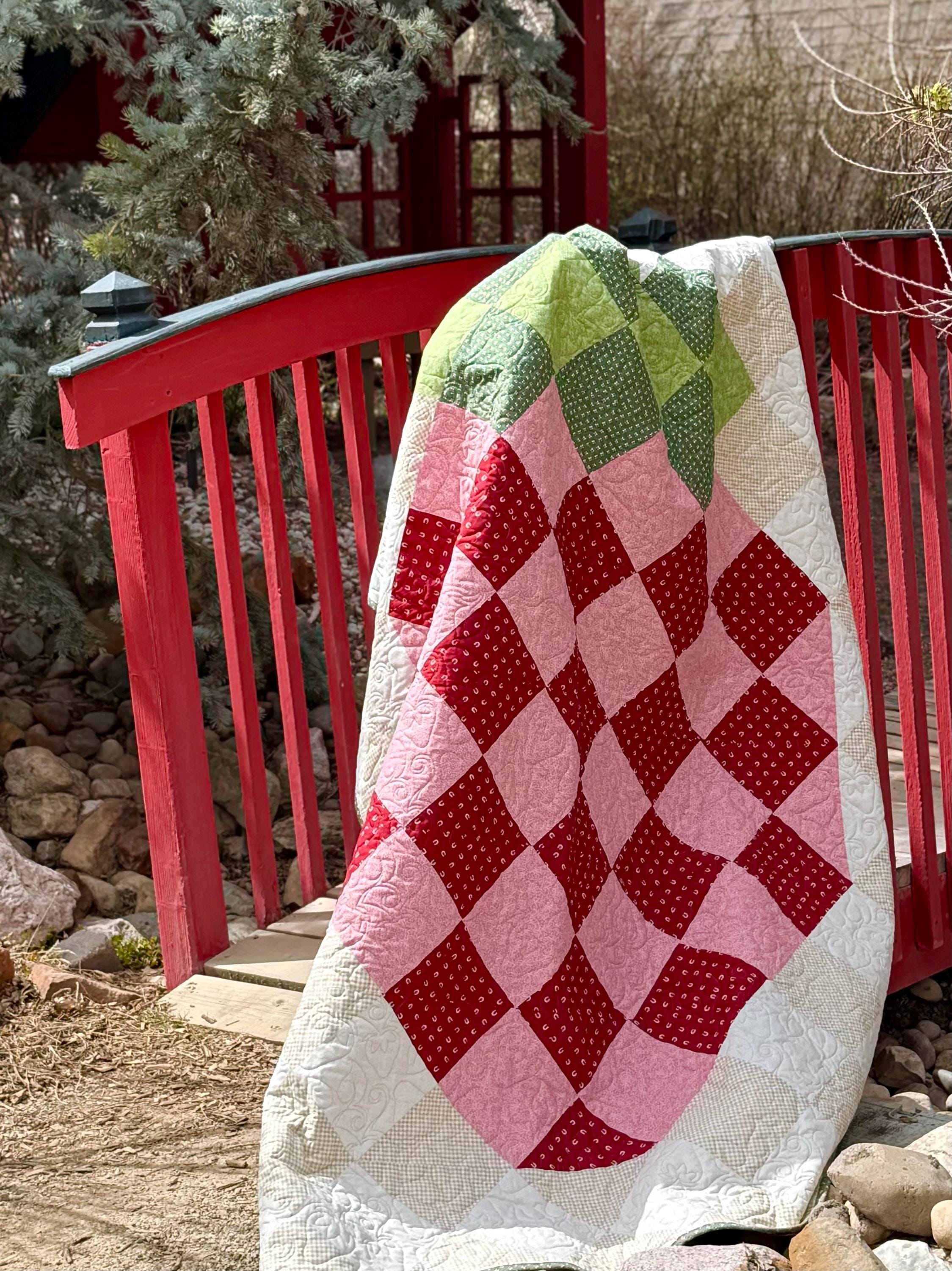 PDF Strawberry Days Quilt Pattern - Easy, Cute Quilt Pattern That's ...