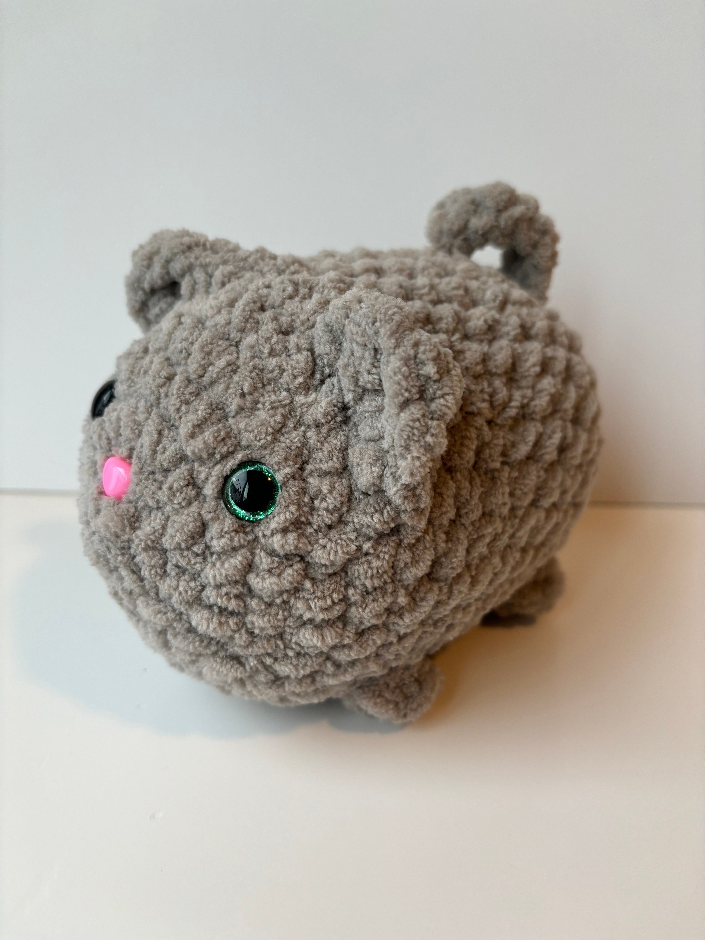 Fat Kitty Plushies, Crochet Loaf Cat, Super Bulky Yarn Toy, Squishy ...