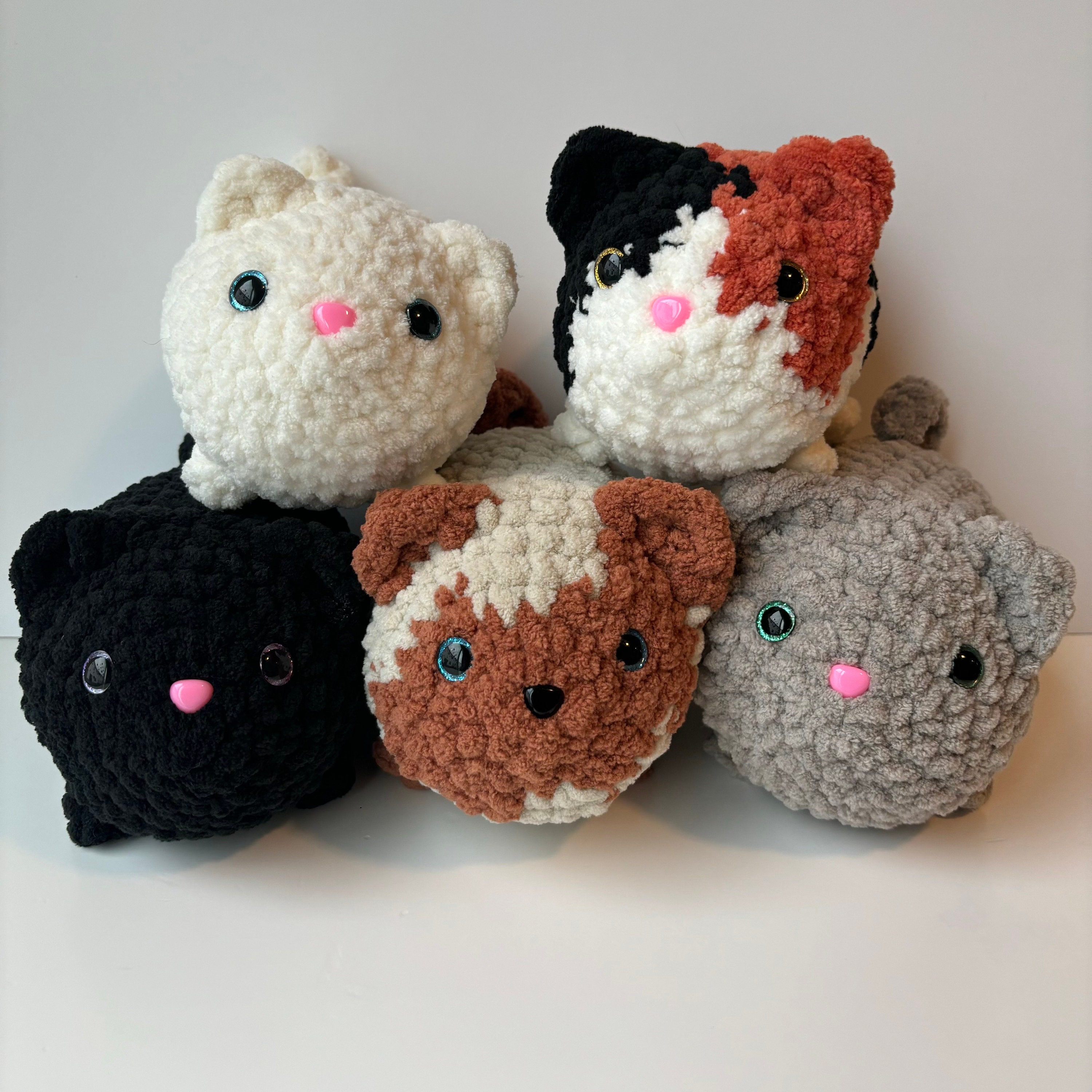 Fat Kitty Plushies, Crochet Loaf Cat, Super Bulky Yarn Toy, Squishy ...