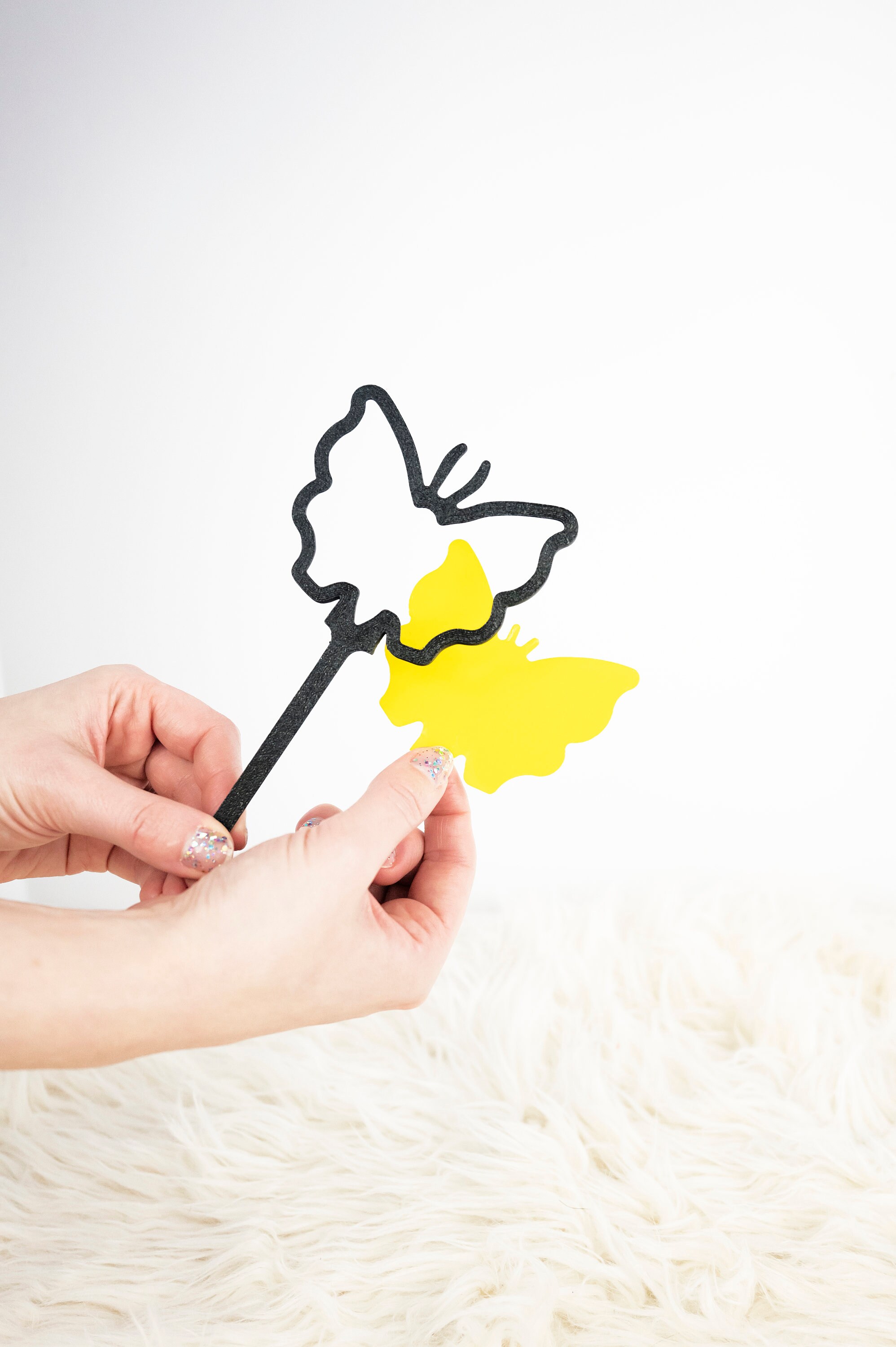 Butterfly Sticky Trap Frames an Improvement on Sticky Traps to Fight ...