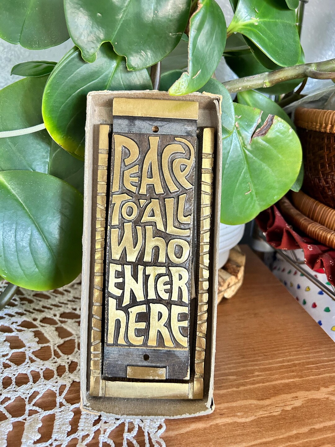 Mid Century Solid Brass Door Knocker “peace to All Who Enter Here” 1969 ...