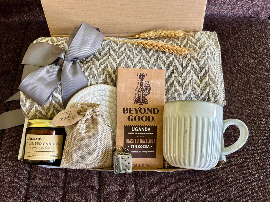 Gift Box Hygge, Sending a Hug, Thank You Gift Box for Men and Women ...