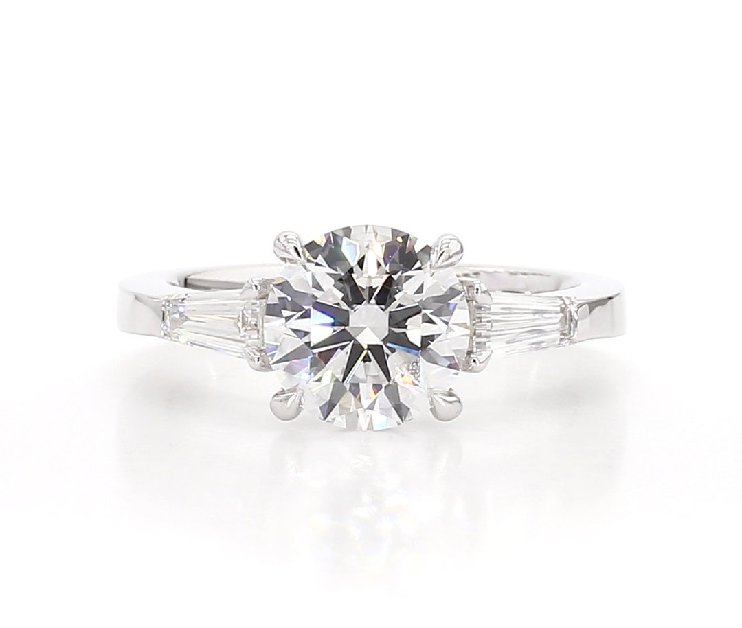 Round Lab Grown Diamond Engagement Ring, IGI Certified, 3.00 - 4.00 ...