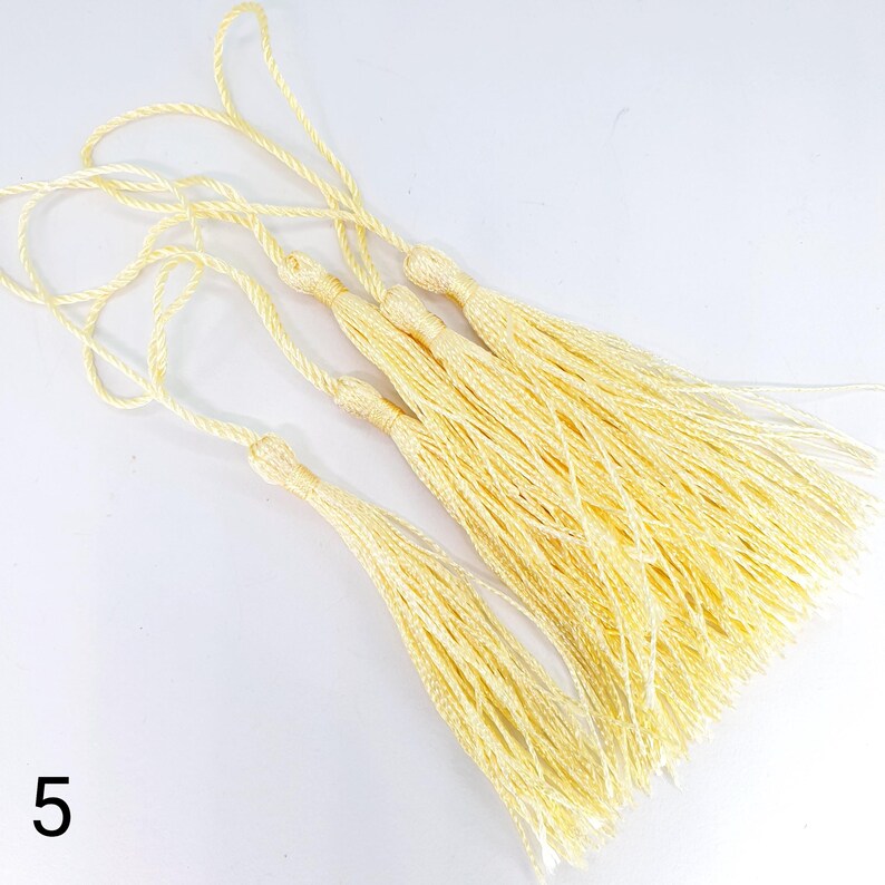 5 Pcs/pack 70-90mm Shade of Yellow and Green Colour Silk Tasel ...
