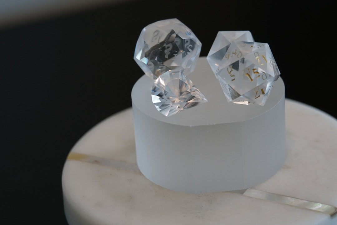 1000 Ct 200g Pulled White Lab Sapphire Rough Puck - Etsy