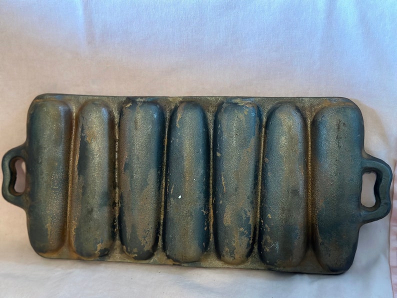 Vintage Cast Iron or Cast Aluminum Corn Bread Pan, Antique Bread Pan ...