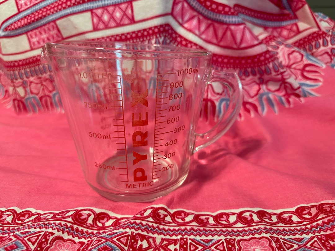 Vintage Pyrex 4 Cup Glass Measuring Cup - Etsy