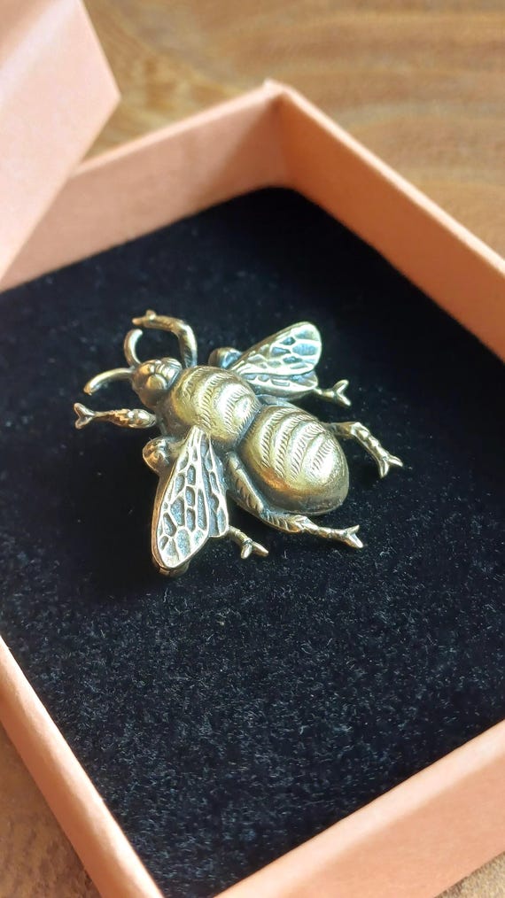 Vintage Joseff of Hollywood Bee Brooch: 1940s Gold To… - Gem