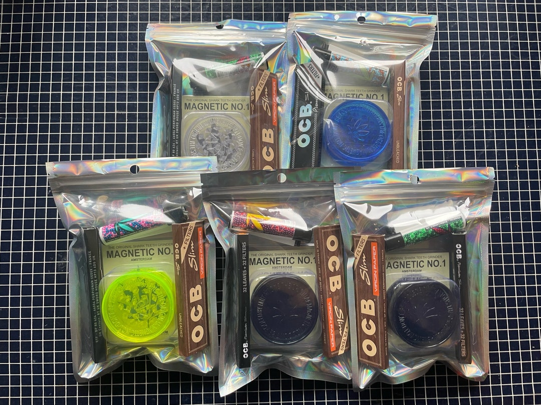 Rolling Gift Set OCB Rolling Papers and Grinder Clipper Lighter Small ...