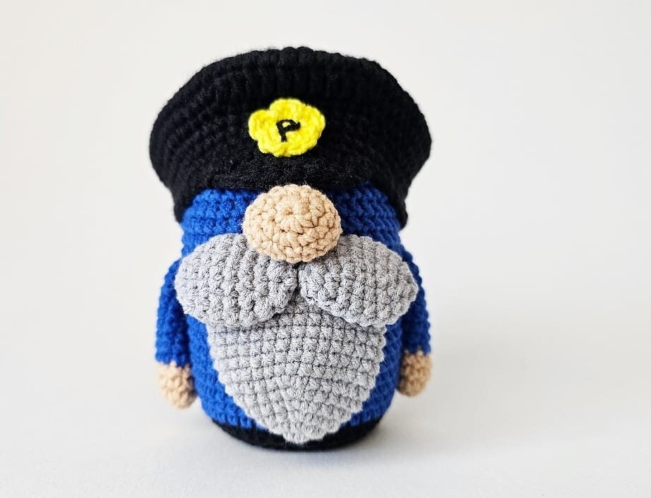 Police Officer Gnome, Crochet Gnome, Gnome Amigurumi, Gnome Crocheting ...