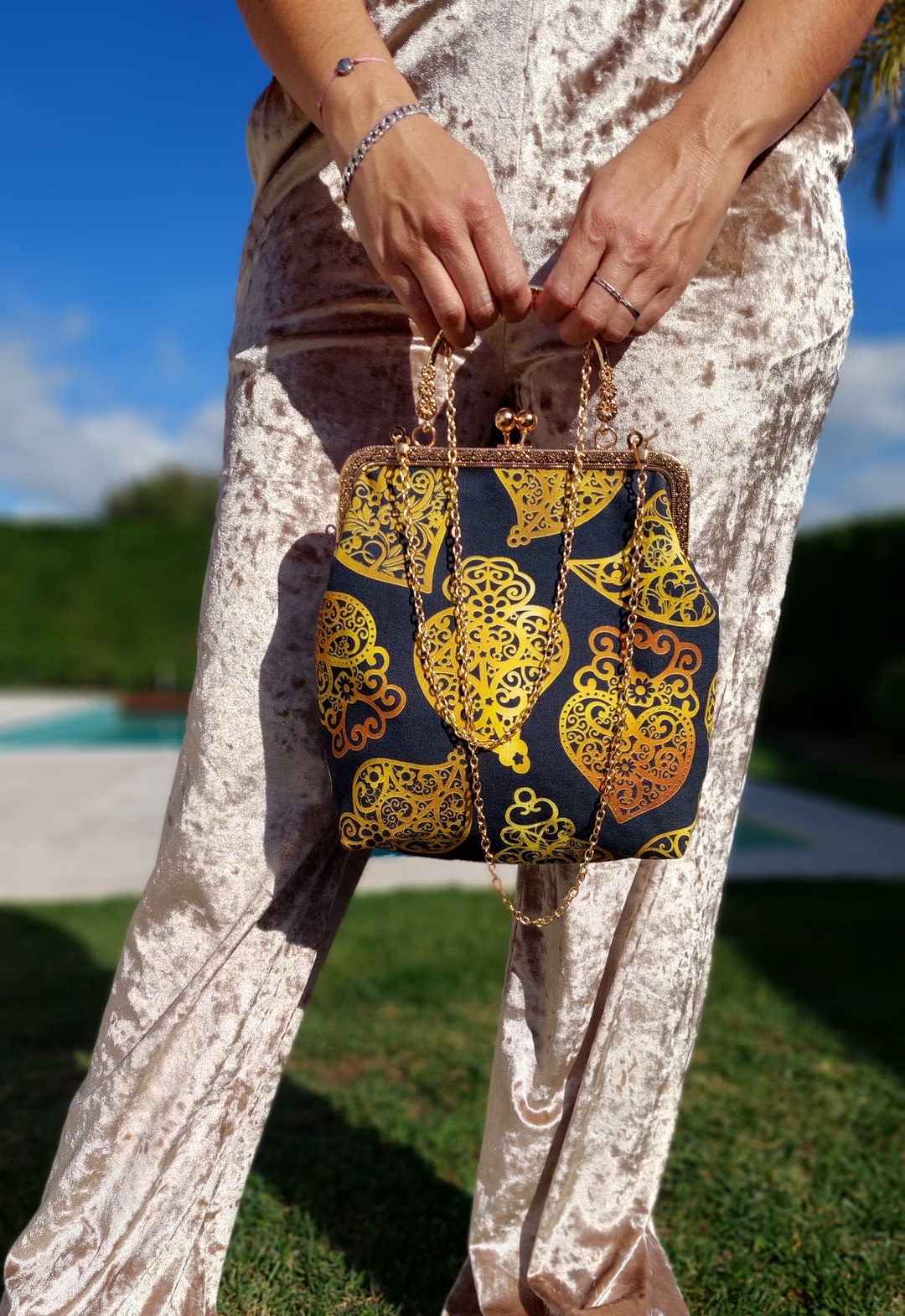 Handbag With Traditional Portuguese filigrama Design and Metal Clasp ...