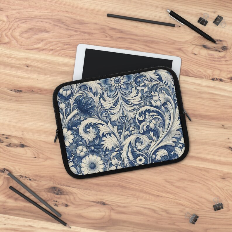 William Morris Inspired Navy Blue Pattern, Dark Academia Cottagecore ...