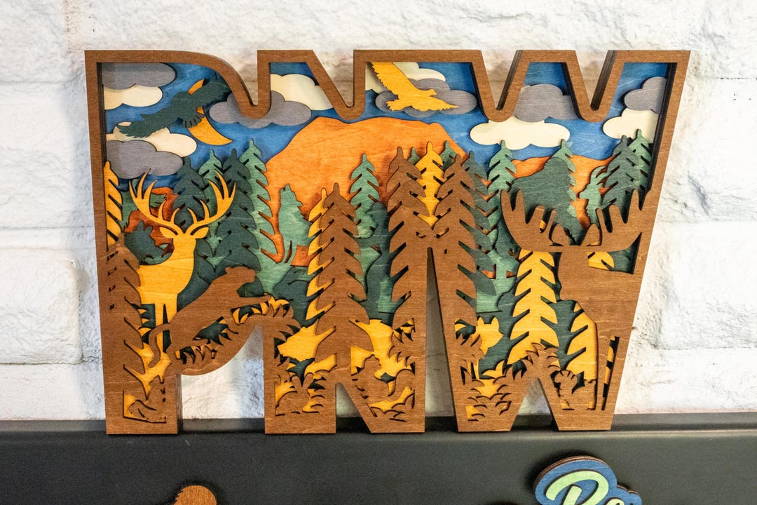 Pacific Northwest PNW Forest Animals Mountain Scene Hiker Gift Layered ...
