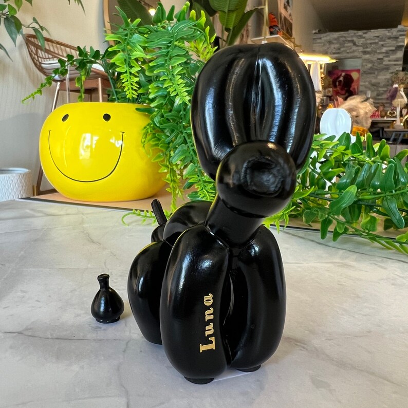 Customized Pooping Dog Sculpture, Black Baloon Dog Name Statue Home ...