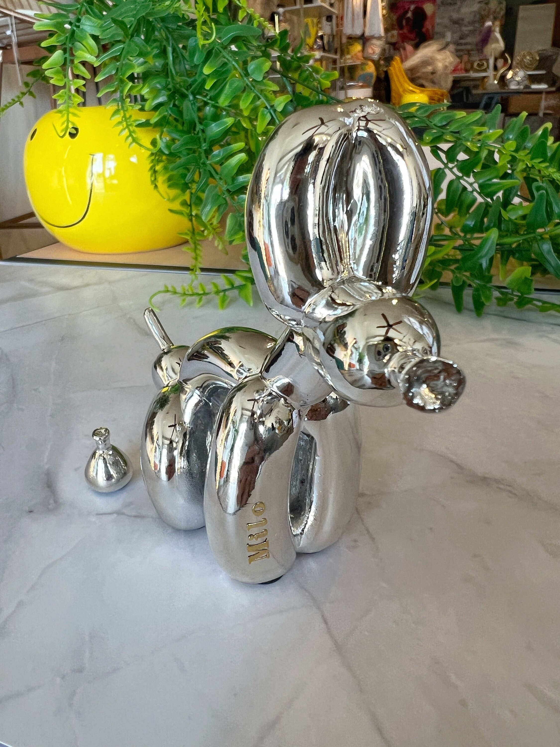 Customized Pooping Dog Sculpture, Silver Baloon Dog Name Statue Home ...
