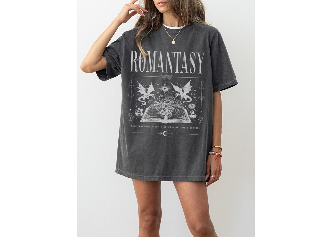 Romantasy Graphic Tshirt Comfort Colors T-shirt Romance Fantasy Book ...