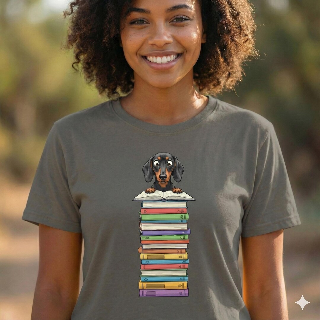 Cute Wiener Dog Dachshund Reading on Pile of Books Funny Short-sleeve ...