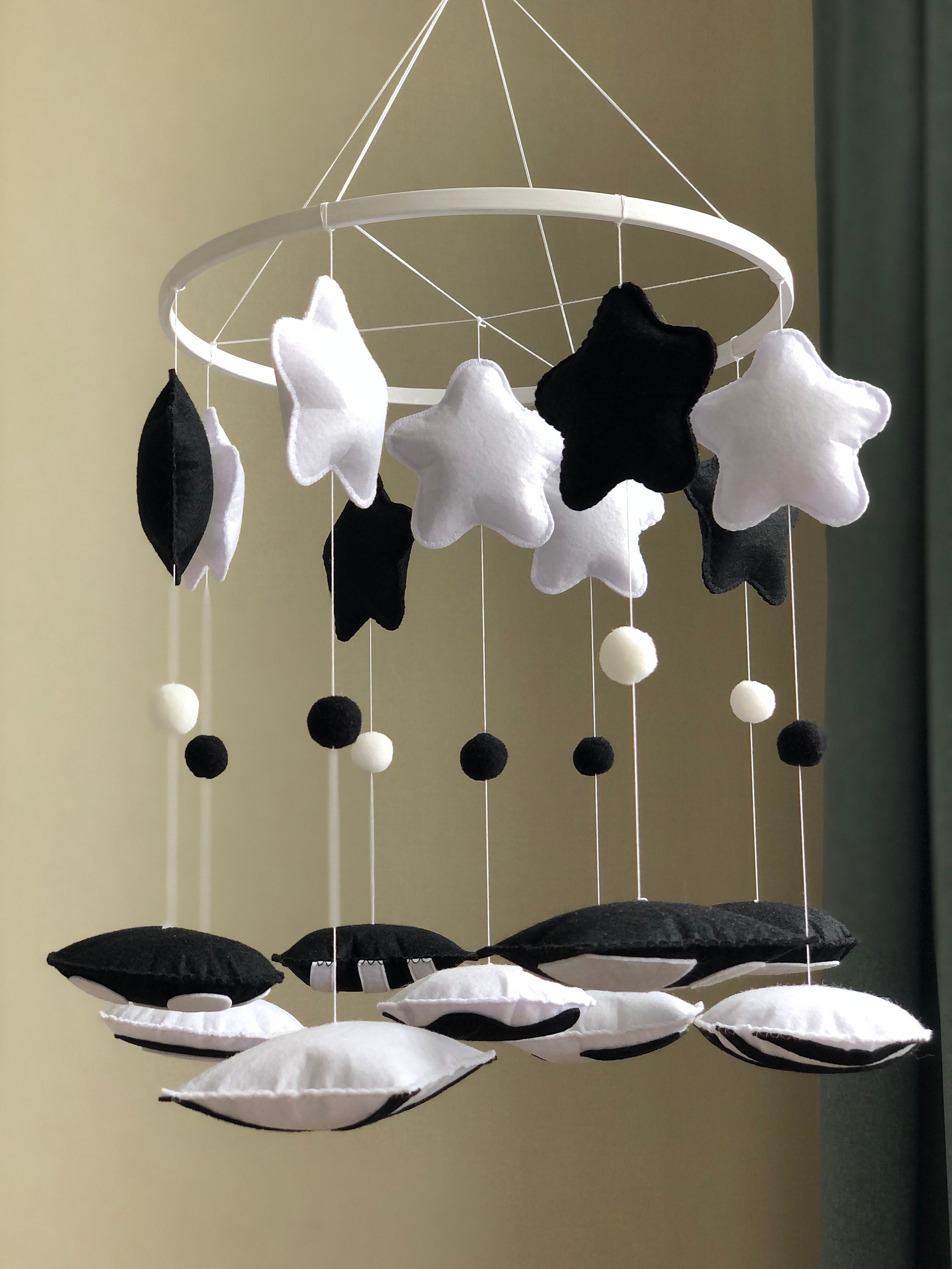 Black and White Monochrome Montessori Baby Mobile Developmental Toy for ...