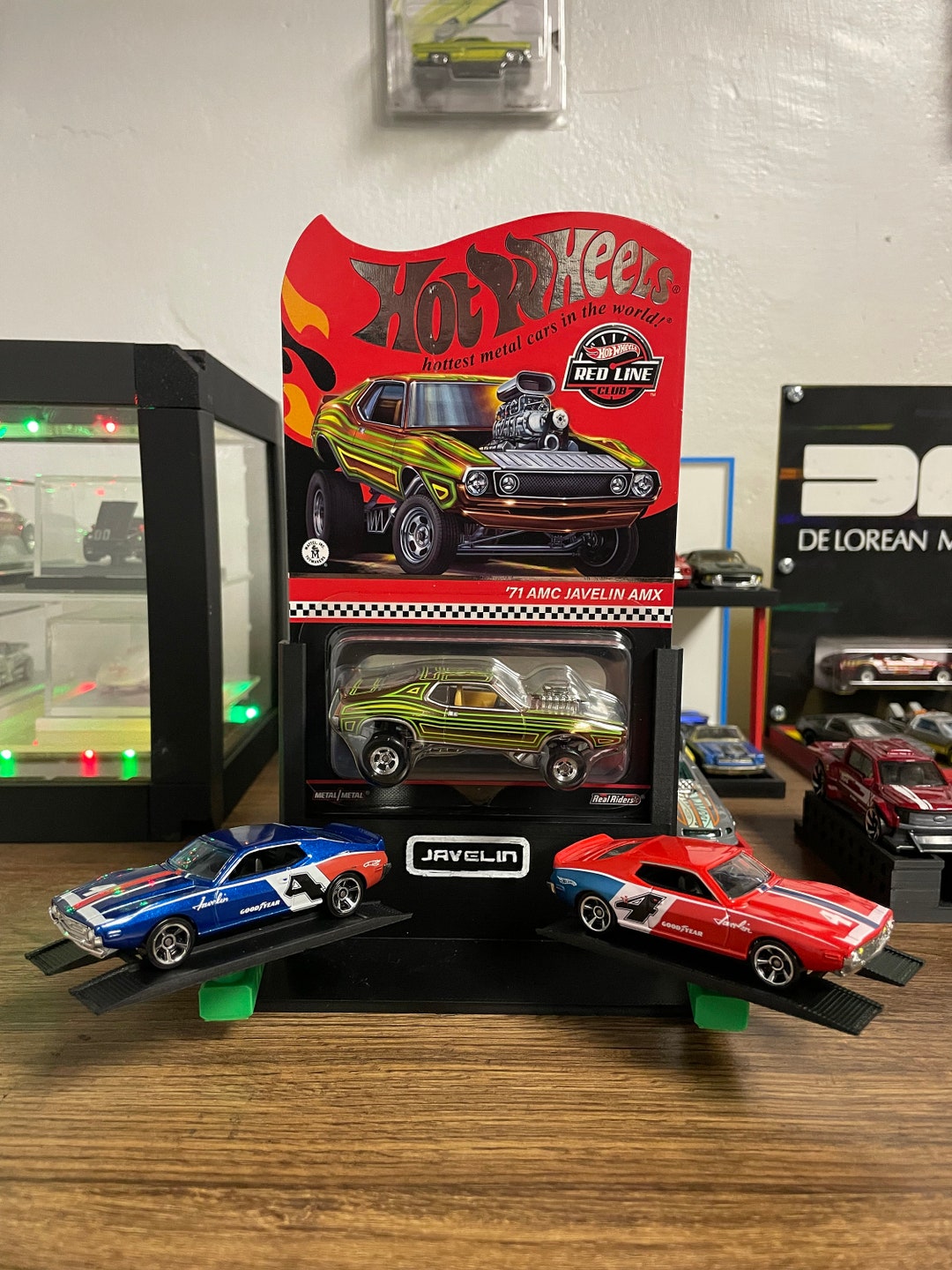Display for Hotwheels in Blister and Two Loose Cars by Larryr *digital ...