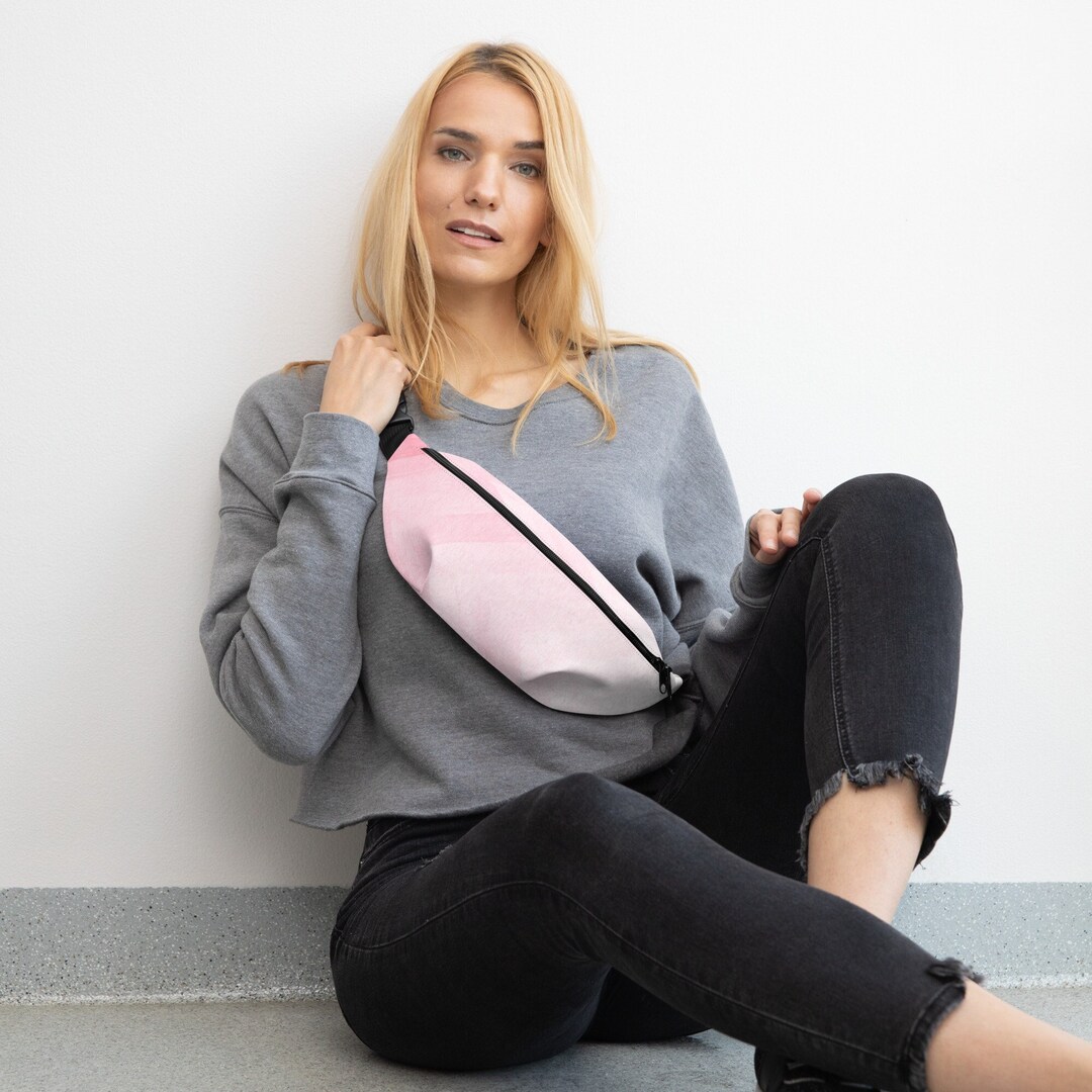 Fanny Pack Palest Pink (glow Collection): Perfect for Your Lifestyle ...