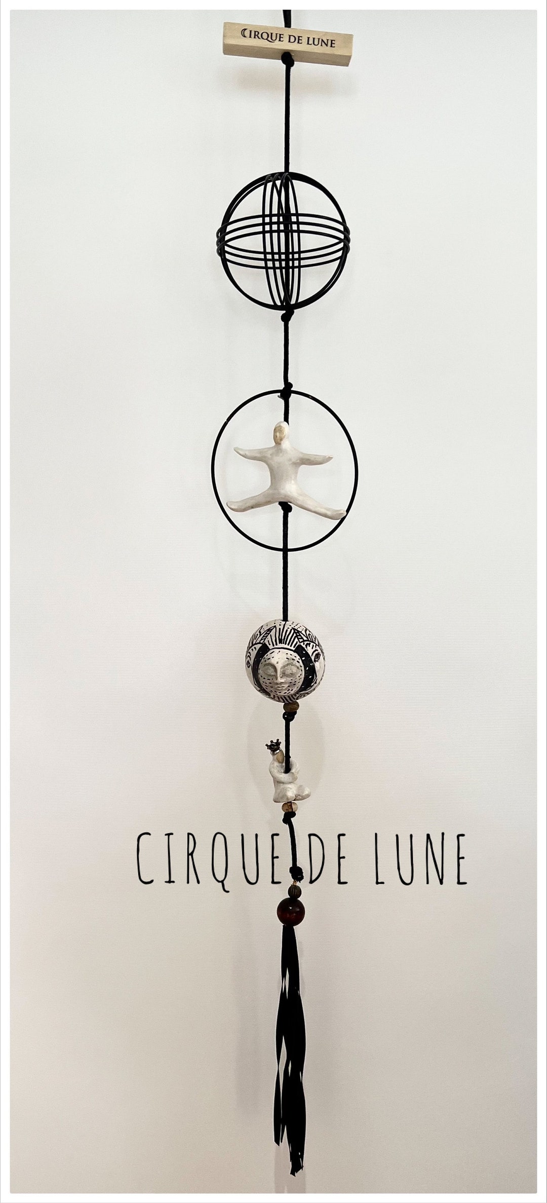 HANGING TOTEM Circus of the Moon - Etsy